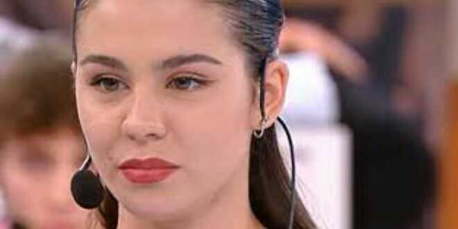 Amici 22, Benedetta in lacrime e Maria racconta la sua storia