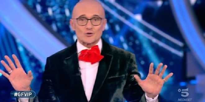 Grande Fratello Vip 4, Alfonso Signorini nella bufera dopo l’ultima diretta