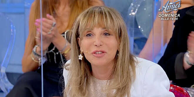 Uomini e Donne trono over, chi è la dama ottantenne Michela: “Ho un DNA ...