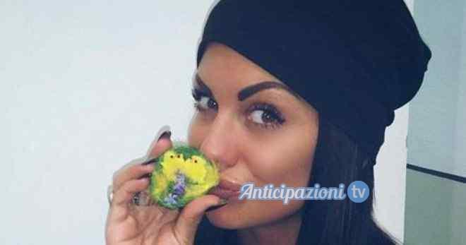 Uomini e Donne gossip: Alessia Castellani alza la temperatura in puntata