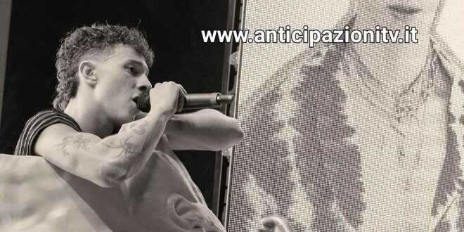 Amici news, Wax ha ritrovato l’amore? Ecco chi sarebbe la sua fidanzata